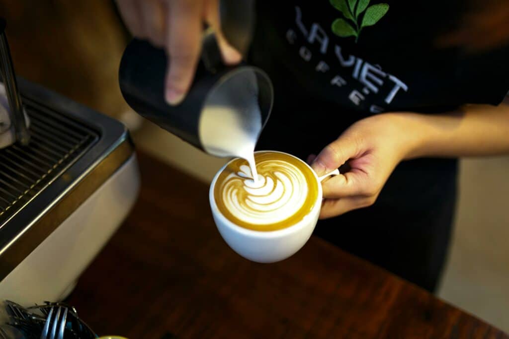 The Ultimate Guide to Restaurant and Barista Uniforms - Uniform Company ...